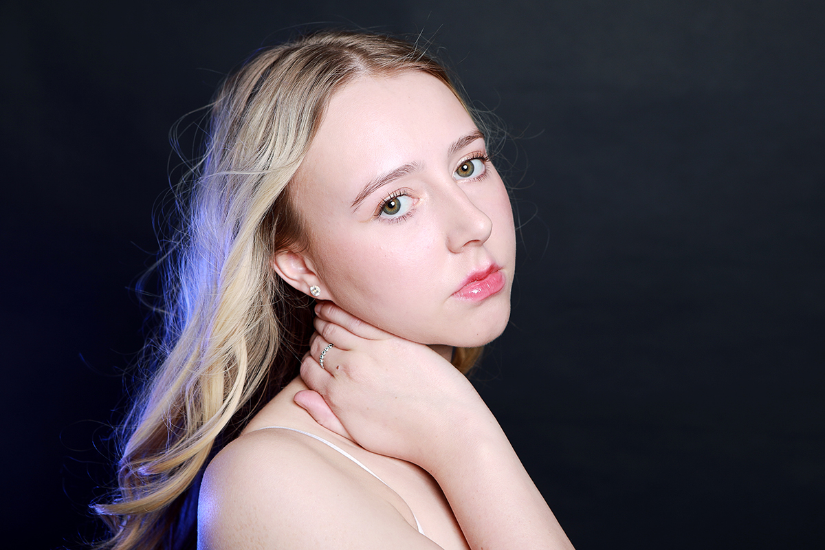 ABBIE – Model Folio