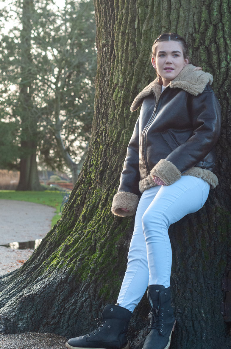 AMI ALICIA – Model Folio