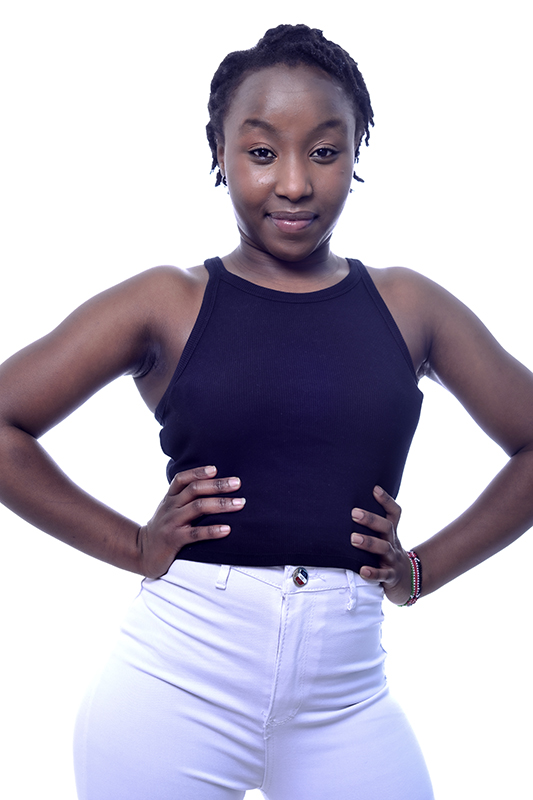 CLAUDIA – Model Folio
