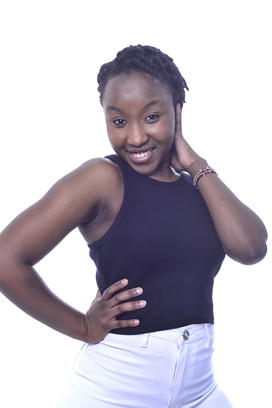 CLAUDIA – Model Folio