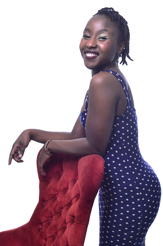 CLAUDIA – Model Folio