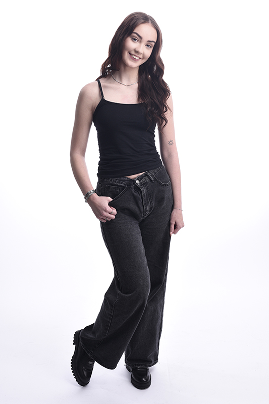 EMILY – Model Folio
