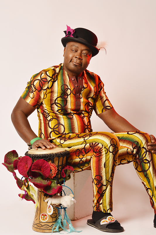 FRANCIS – Model Folio