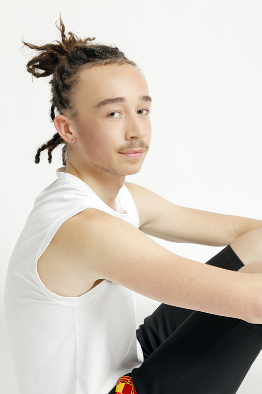 LOUIS ALEXIS – Model Folio