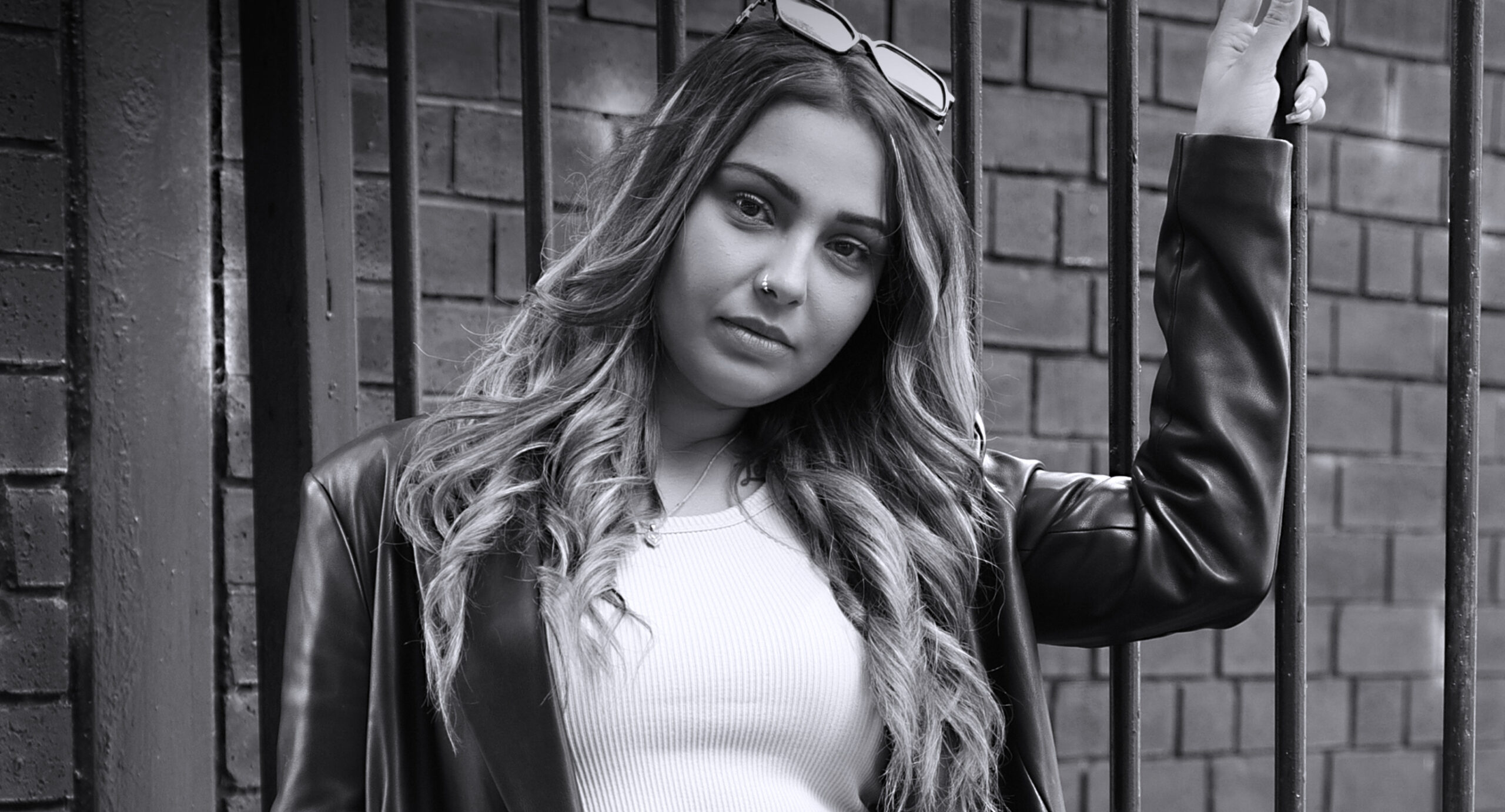 MARTINA – Model Folio