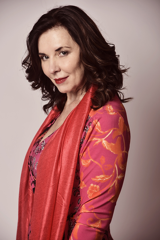 MICHELLE – Model Folio