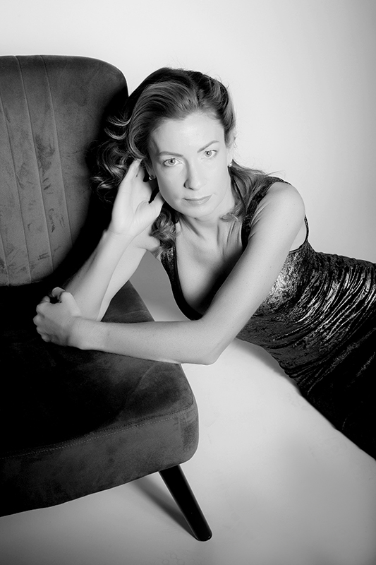 MICHELLE – Model Folio