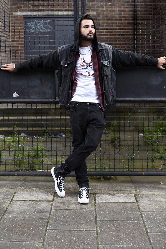 MORI – Model Folio