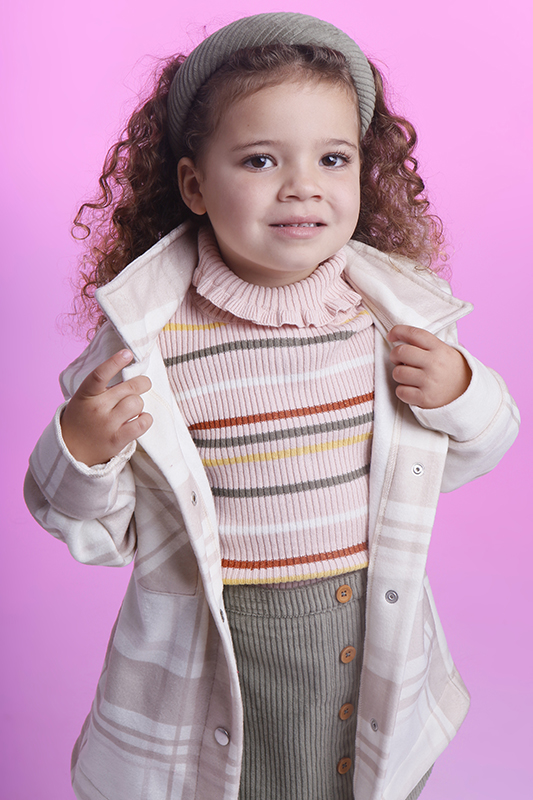 NALA WILLOW – Model Folio