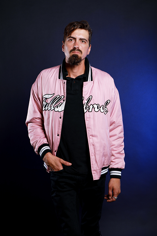 NICK – Model Folio