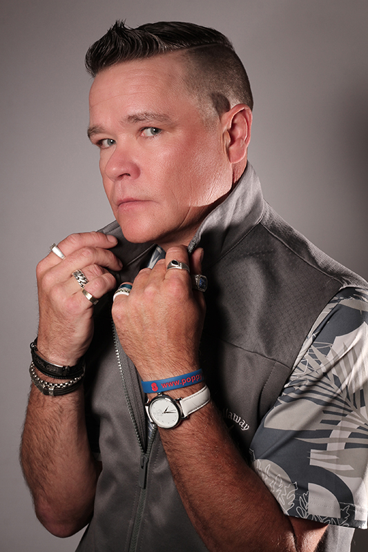 NIKI – Model Folio