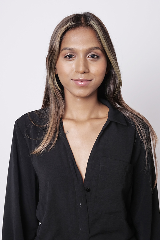 REINA – Model Folio