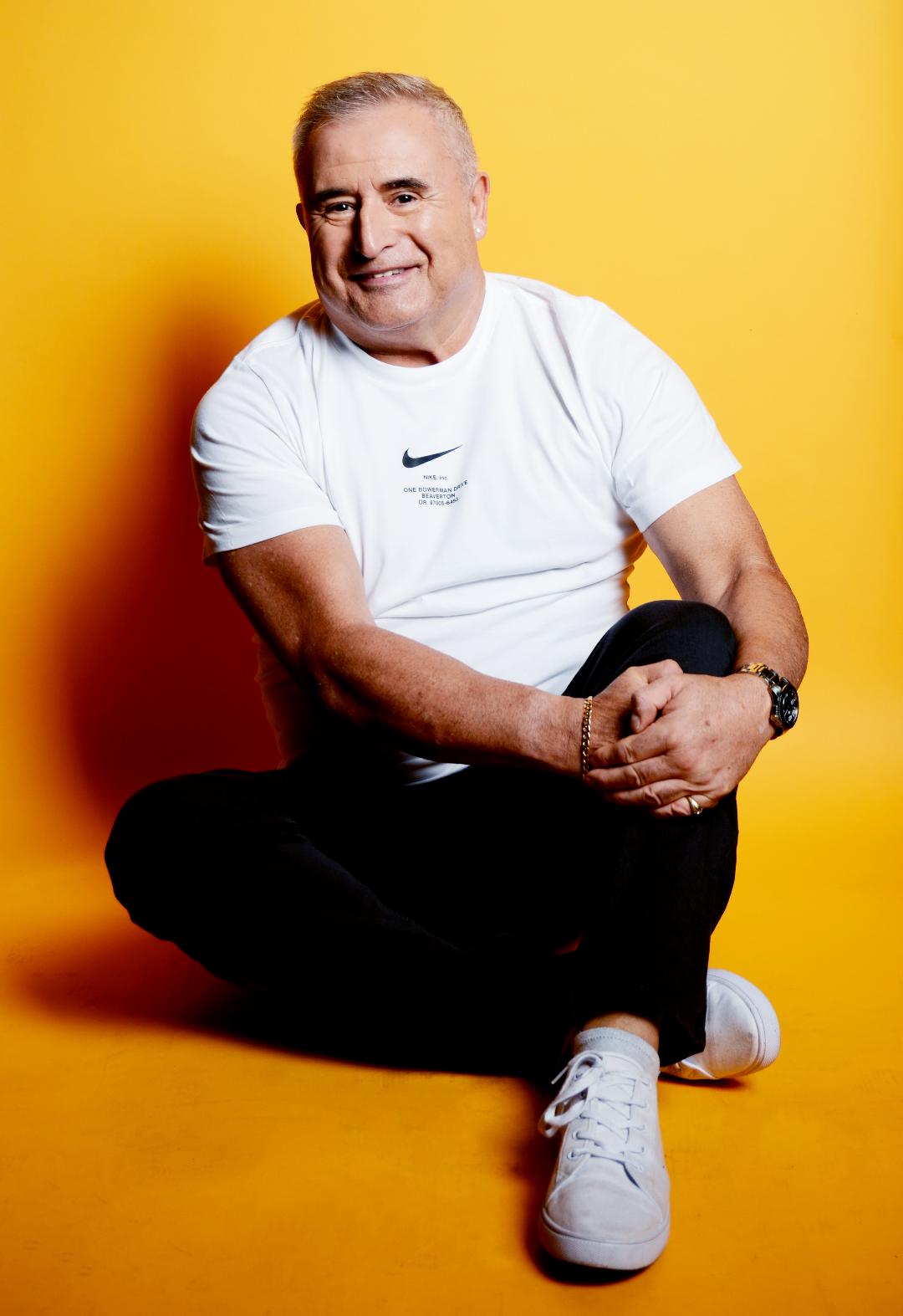 STEPHEN – Model Folio