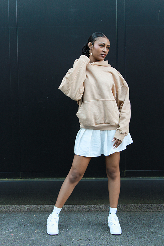 Tia Model Folio