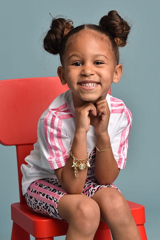 YARA GRAHAM – Model Folio