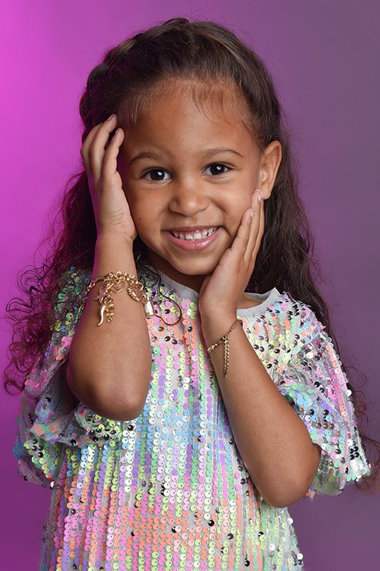 YARA GRAHAM – Model Folio