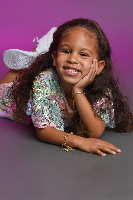 YARA GRAHAM – Model Folio